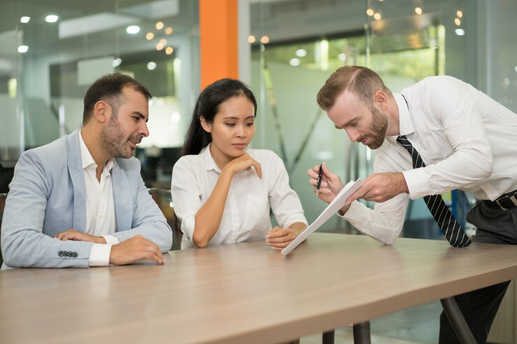 Balancing Leadership & Collaboration in SMEs